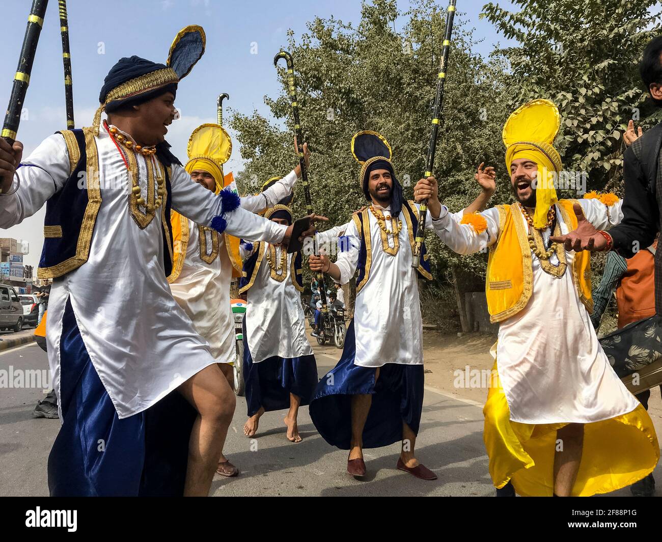 Punjabi Dance High Resolution Stock Photography and Images - Alamy