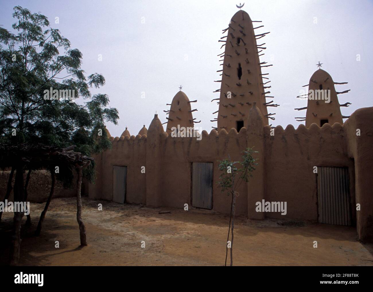 Mosque built of mud Mali Stock Photo - Alamy