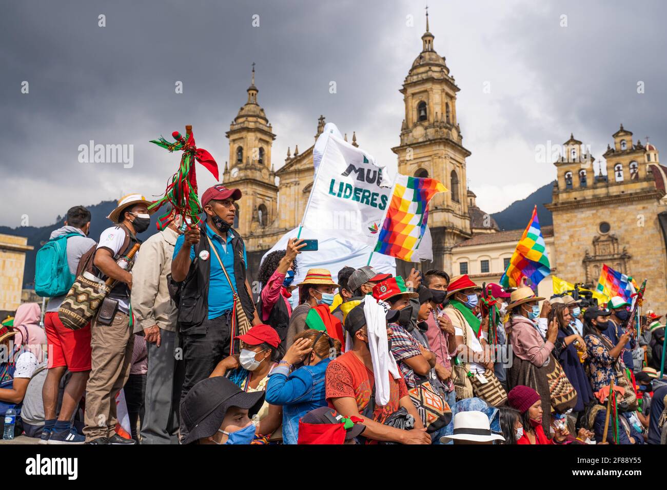 Colombian people hi-res stock photography and images - Alamy