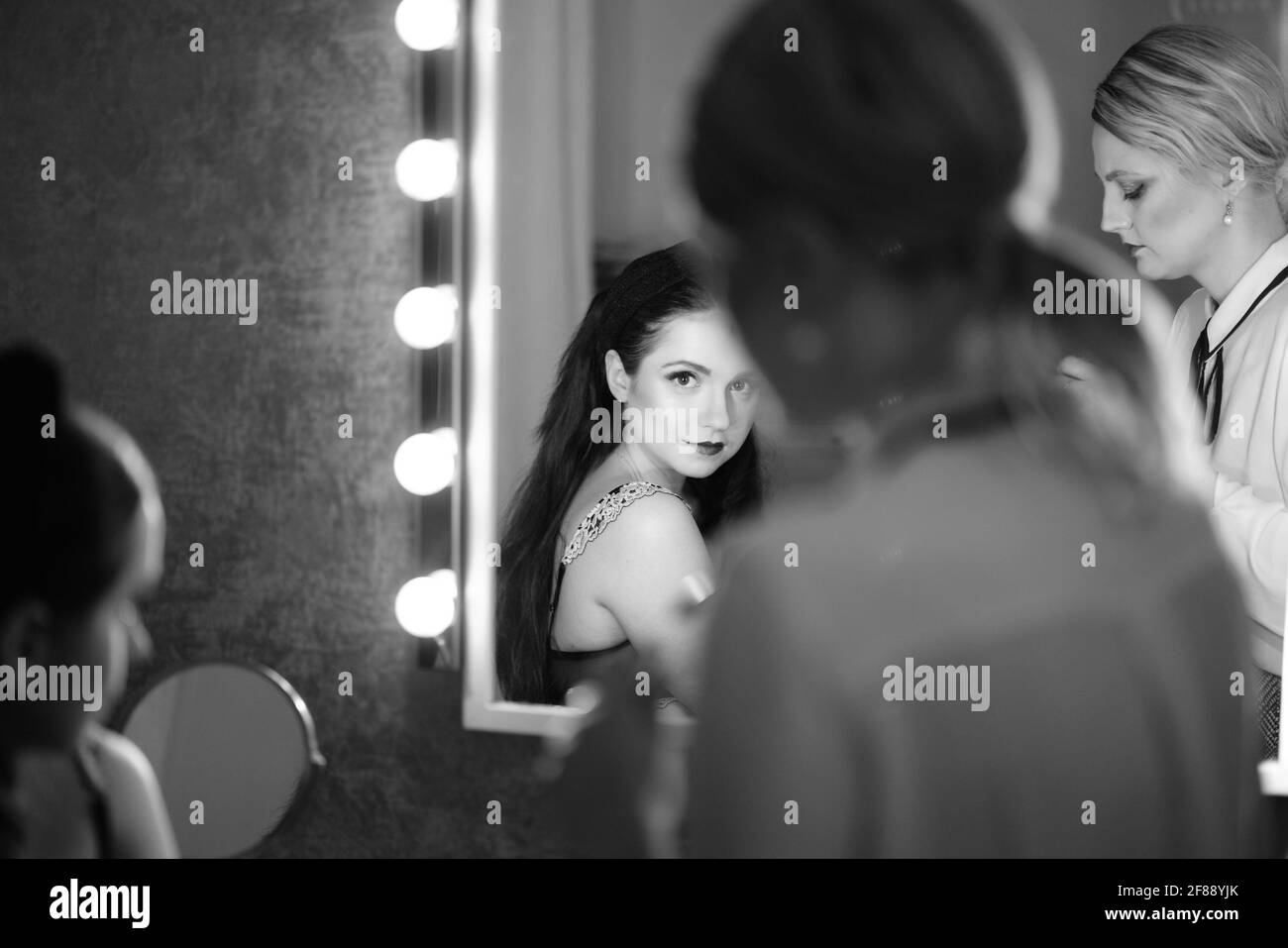 make up session before photo shooting Stock Photo - Alamy