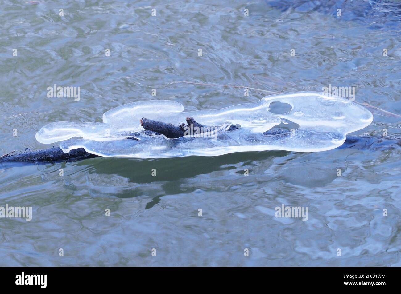 Ice Build Up High Resolution Stock Photography and Images - Alamy