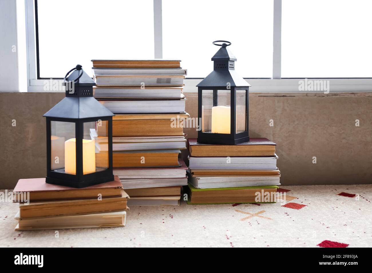 Books and lanterns hi-res stock photography and images - Alamy
