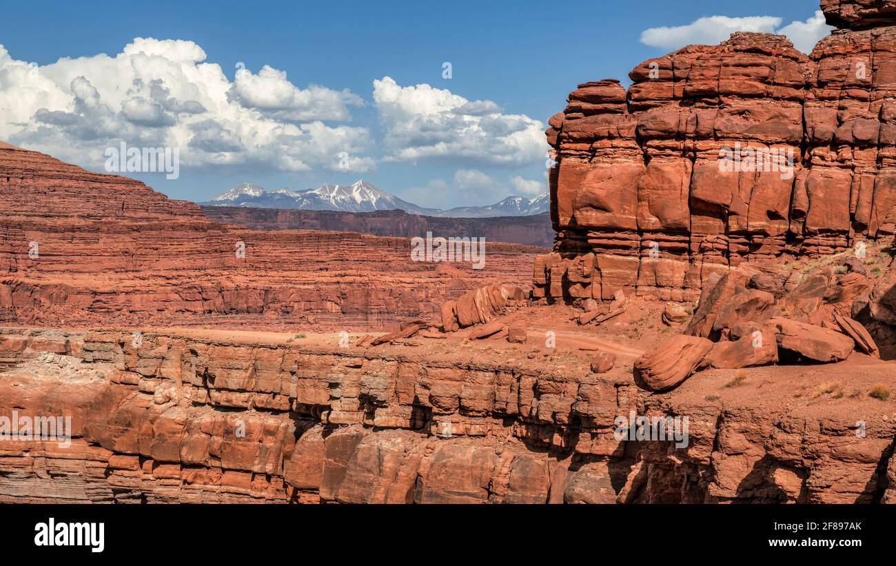 Chicken Corner - a popular 4wd trail coming to the edge of the Colorado ...