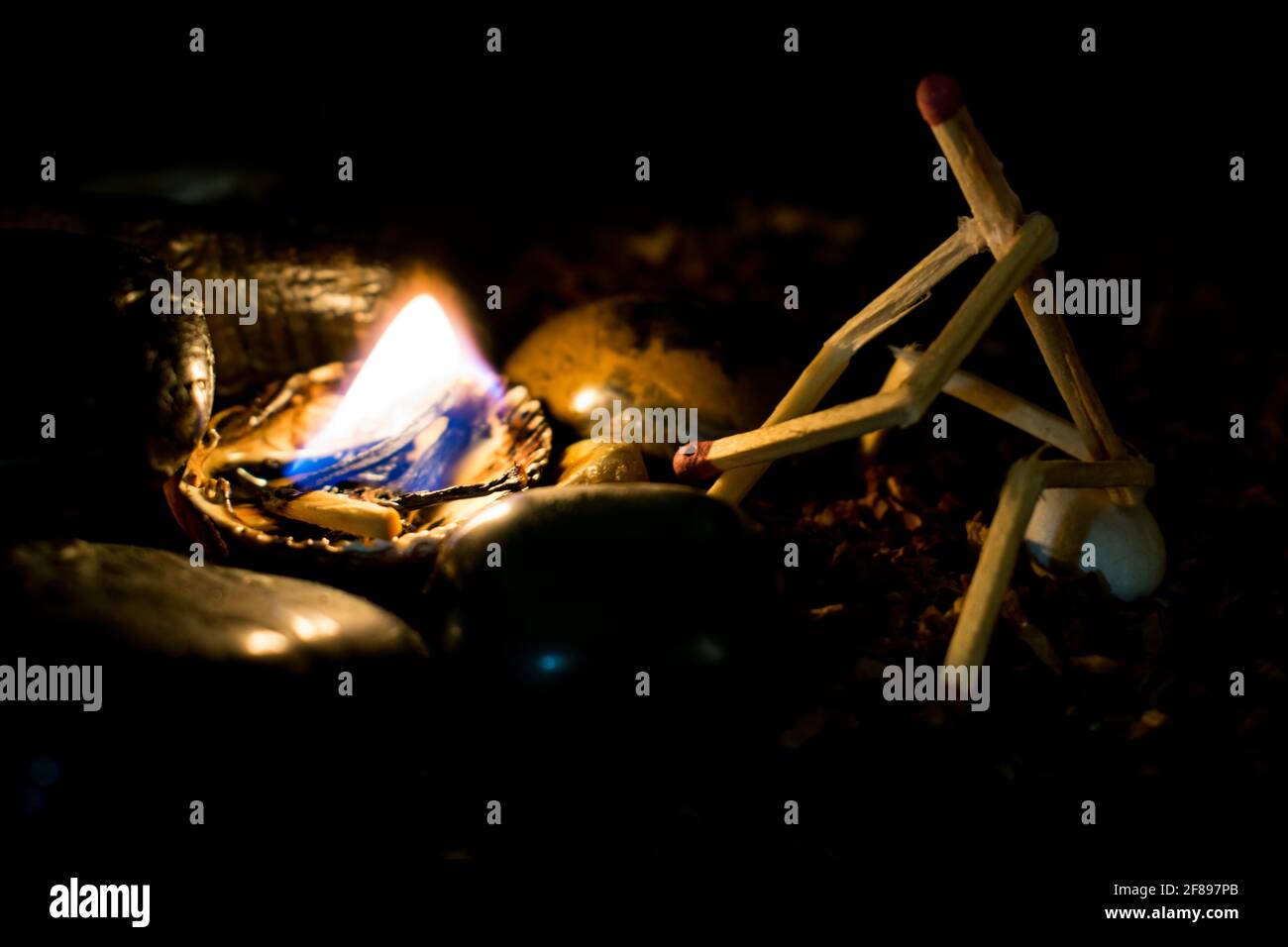 Fire matches hi-res stock photography and images - Alamy