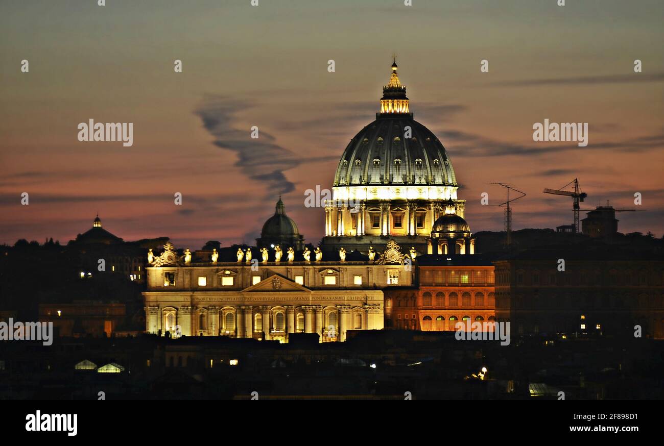 Sunset landscape with scenic view of the Renaissance style St. Peter's ...