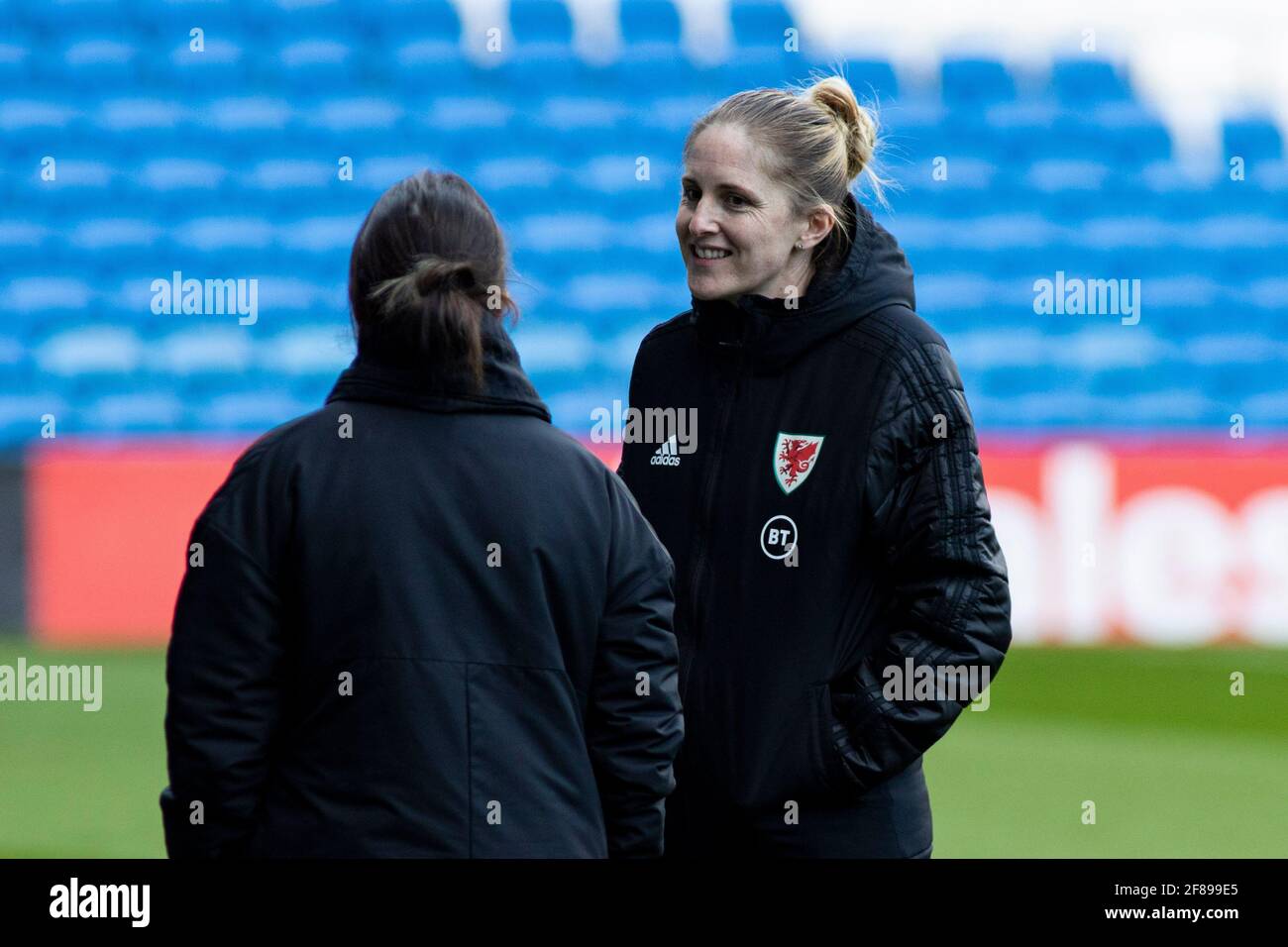 Cardiff, UK. 12th Apr, 2021. Wales manager Gemma Grainger chats with ...