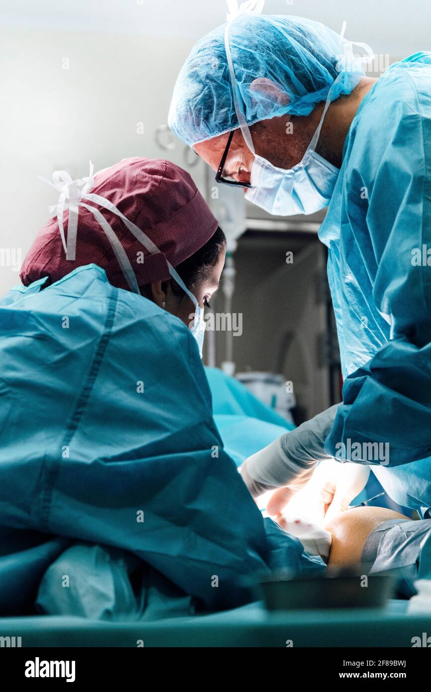 Professional medical team performing surgery at the hospital Stock ...
