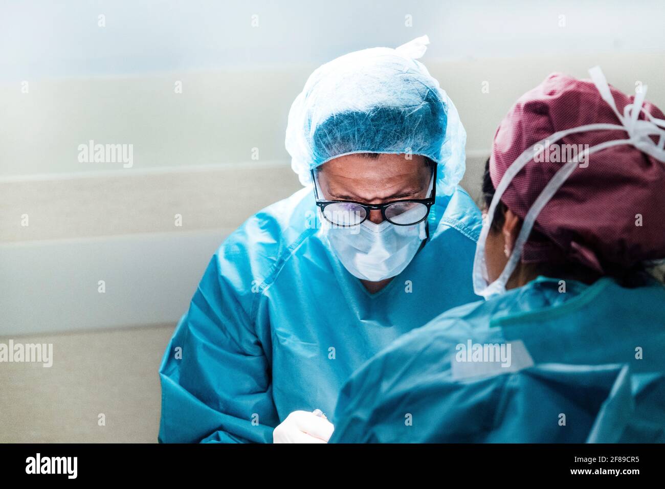 Professional medical team performing surgery at the hospital Stock ...