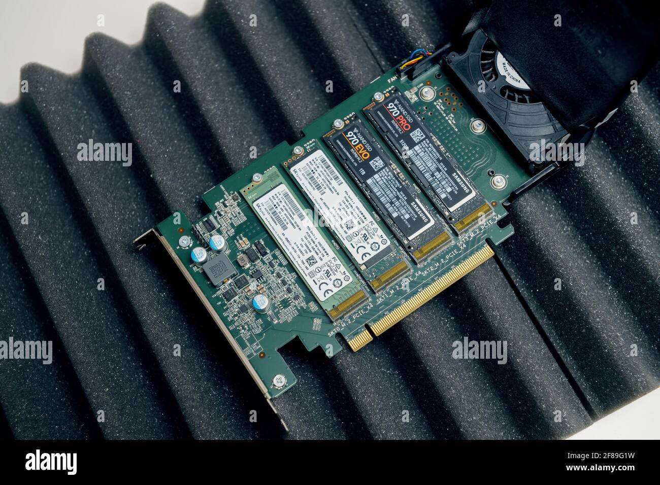 New Dell Ultra Speed Drive Quad NVMe M2 Disk with multiple NVME disks ...