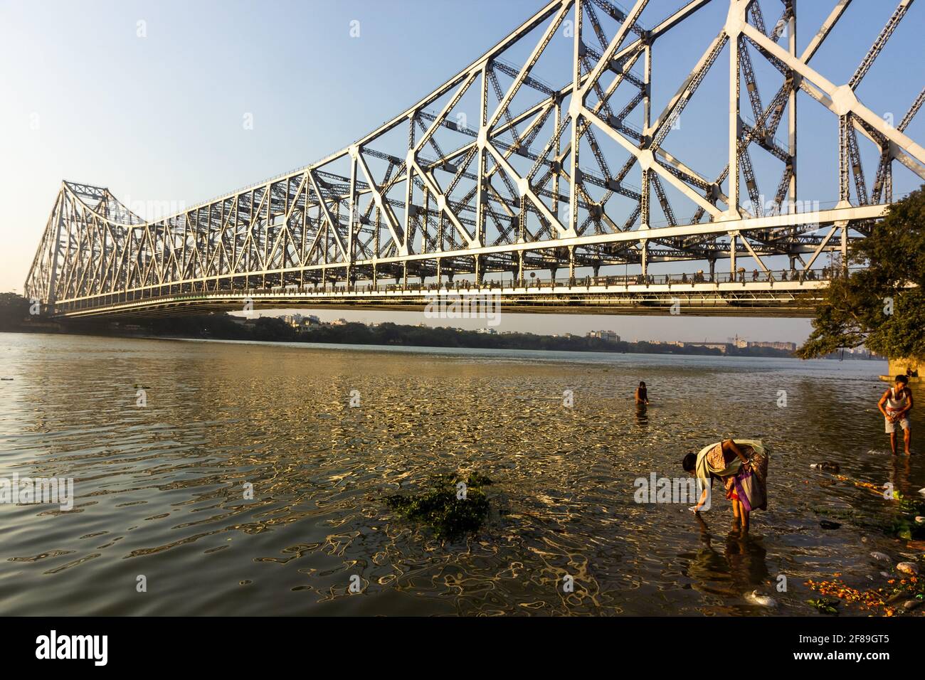Kolkata, West Bengal, India - January 2018: The cantilever Howrah ...