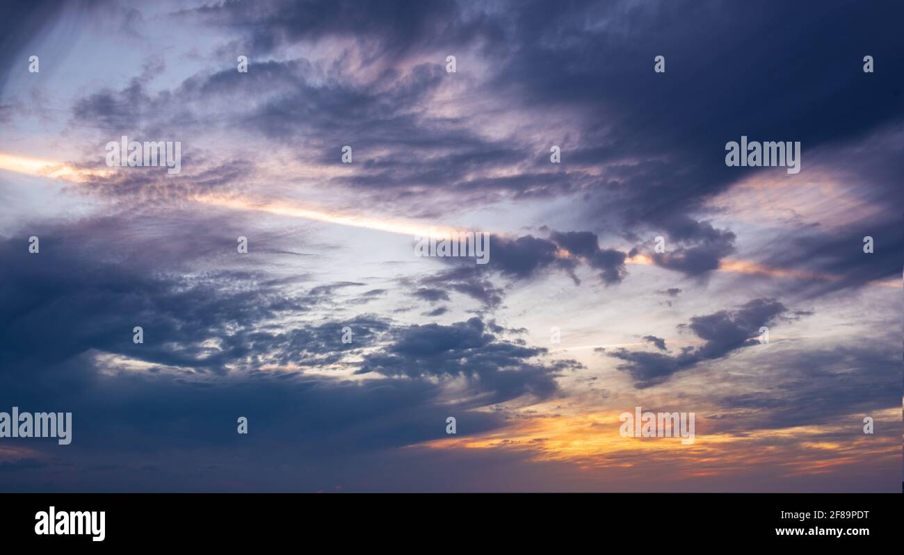 Sunset sky pattern Stock Photo - Alamy