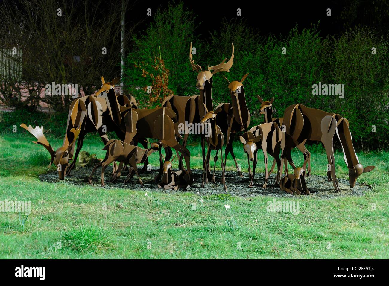 Fallow deer sculpture in Bedale, North Yorkshire Stock Photo - Alamy