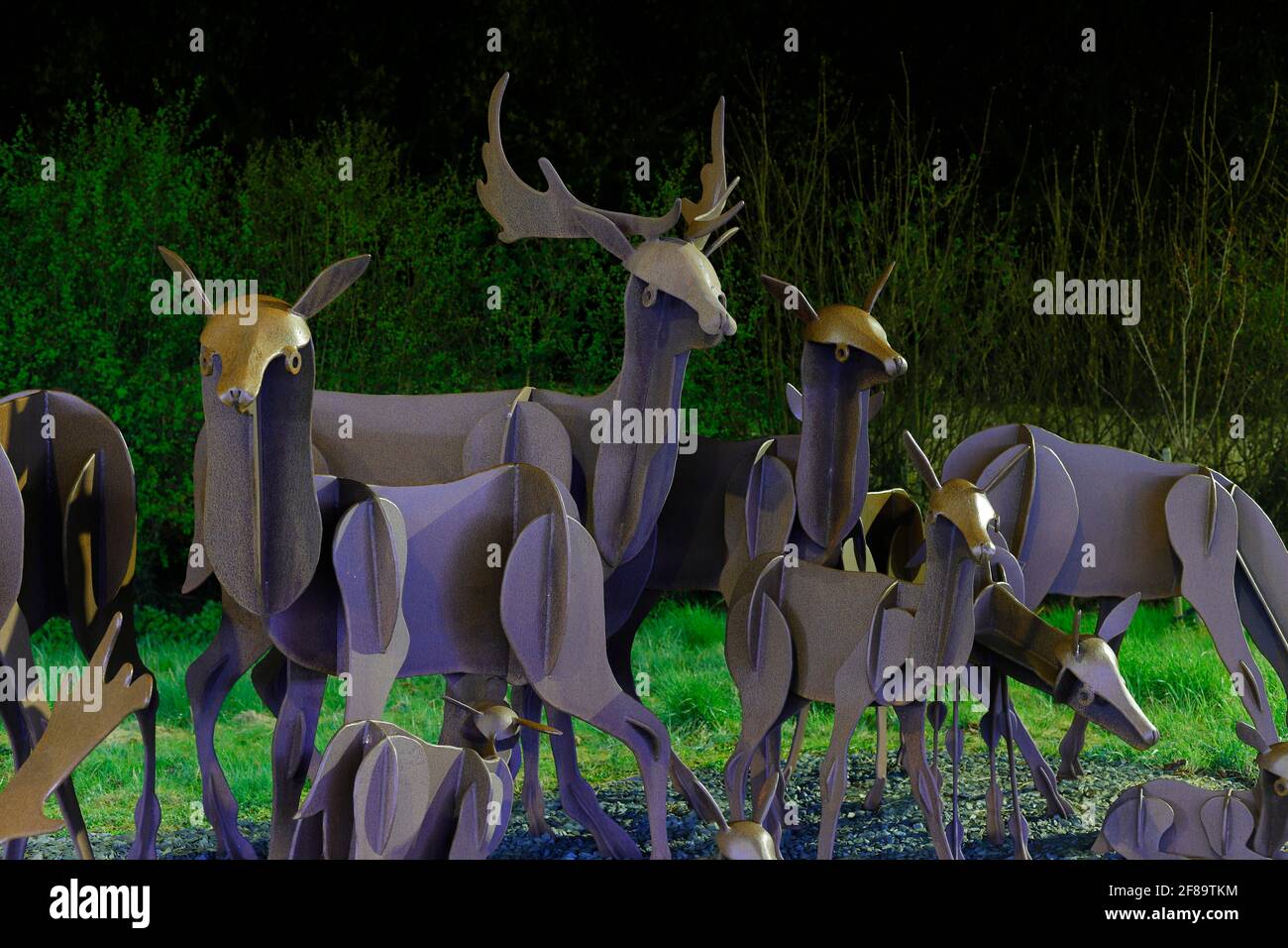 Fallow deer sculpture in Bedale, North Yorkshire Stock Photo - Alamy