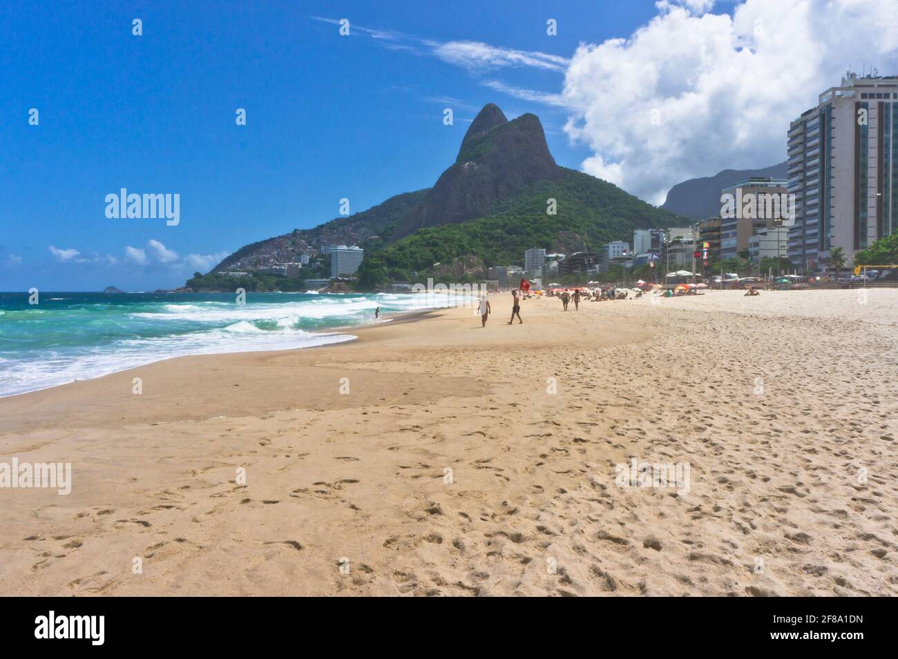 Ipanema beach brazil hi-res stock photography and images - Alamy