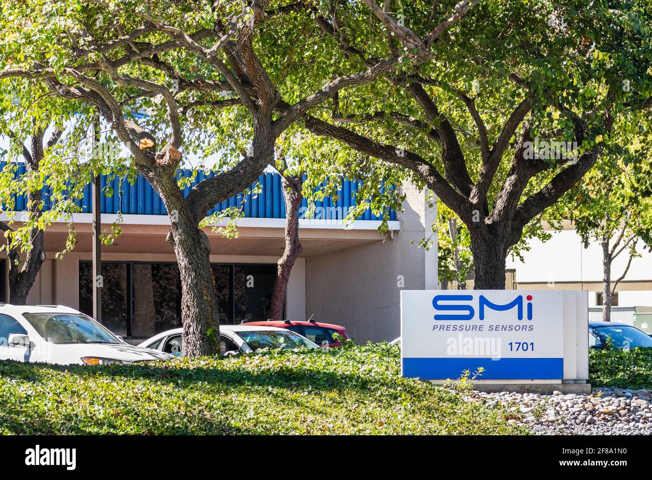 Silicon microstructures hi-res stock photography and images - Alamy