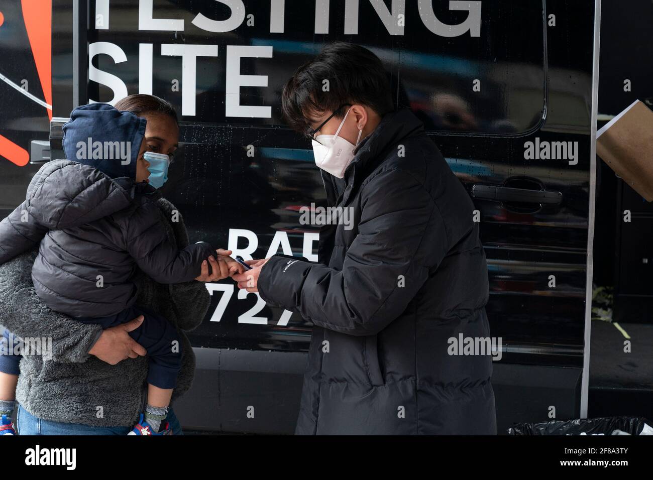 Pcr test site hi-res stock photography and images - Alamy