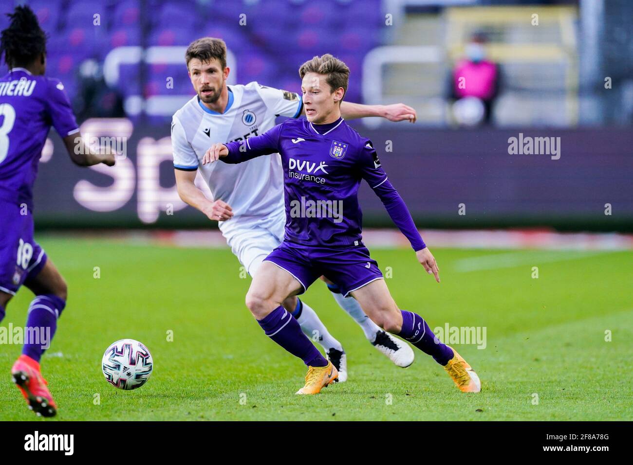 ANDERLECHT, BELGIUM - APRIL 11: Brandon Mechele of Club Brugge, Yari ...