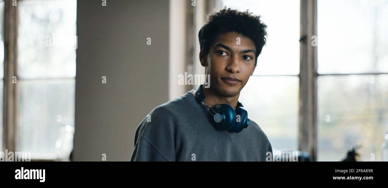 INTO THE BEAT, (aka INTO THE BEAT DEIN HERZ TANZT), Yalany Marschner ...