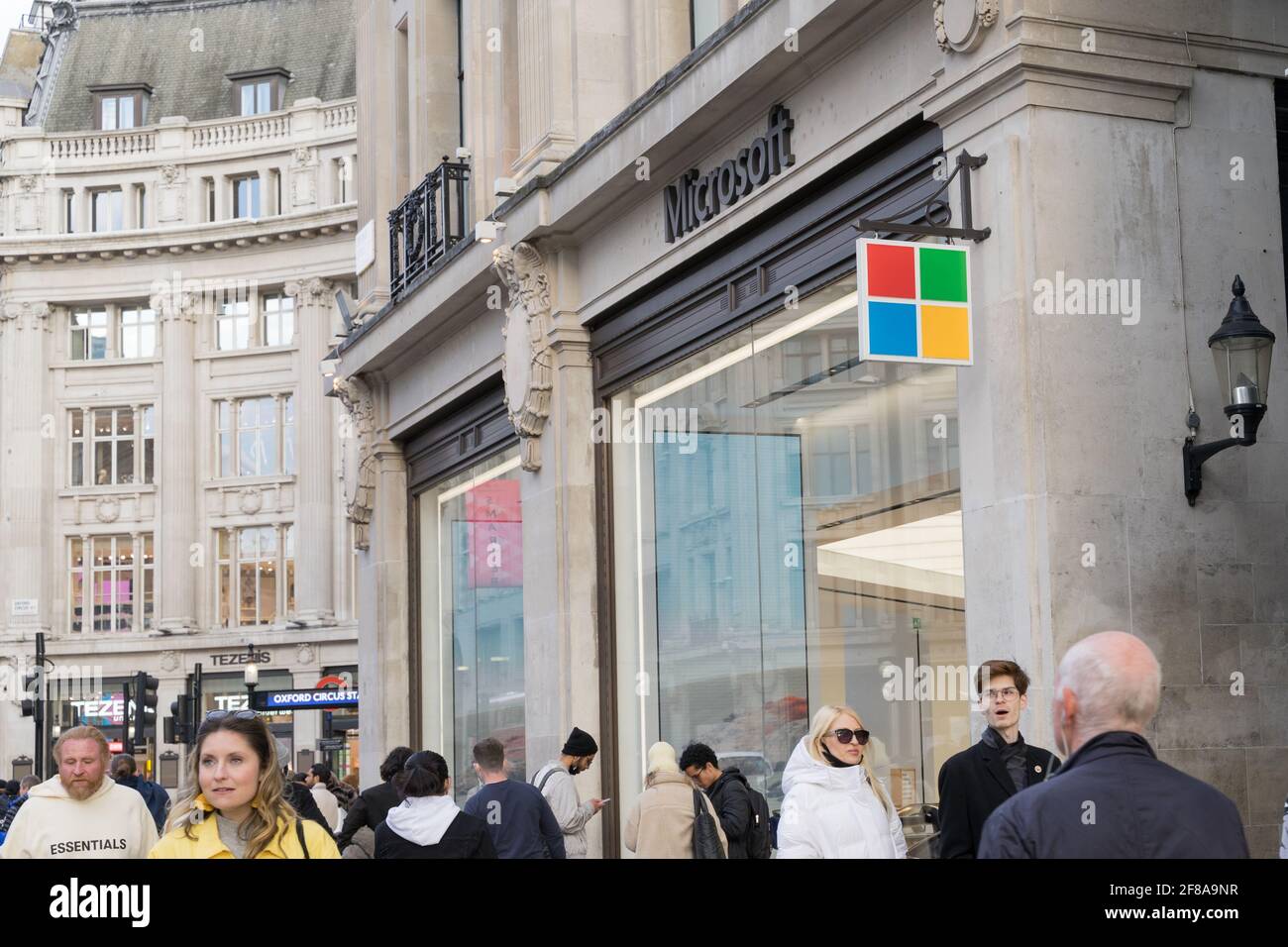 Microsoft store reopens on oxford street London Stock Photo - Alamy