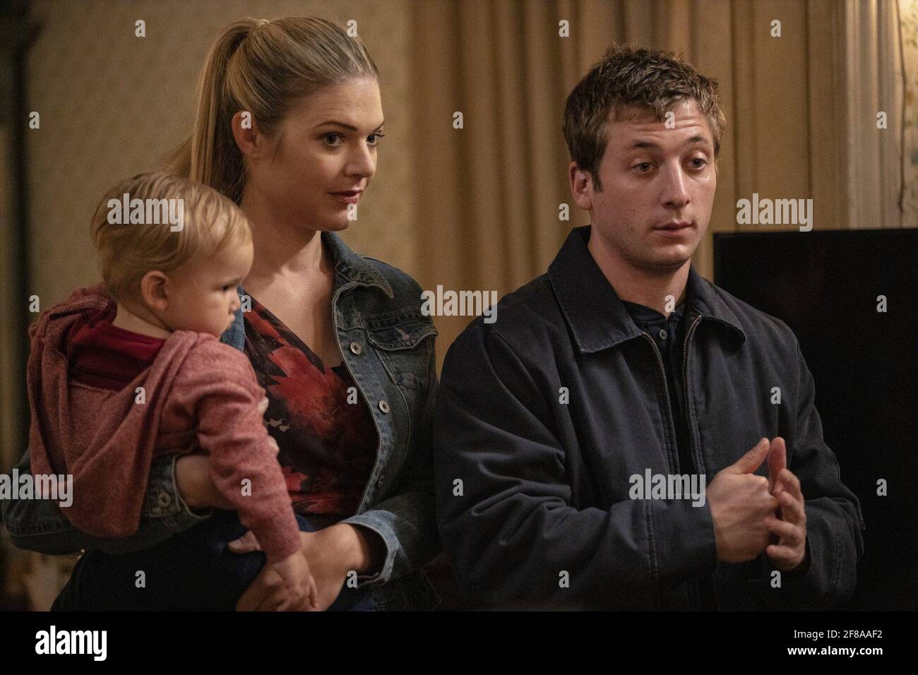 Shameless From Left Kate Miner Jeremy Allen White Do Not Go Gentle