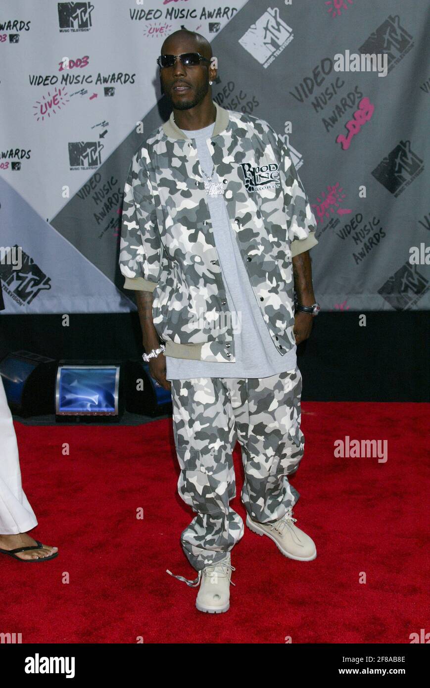 DMX arrives to the MTV Video Music Awards at Radio City Music Hall on ...