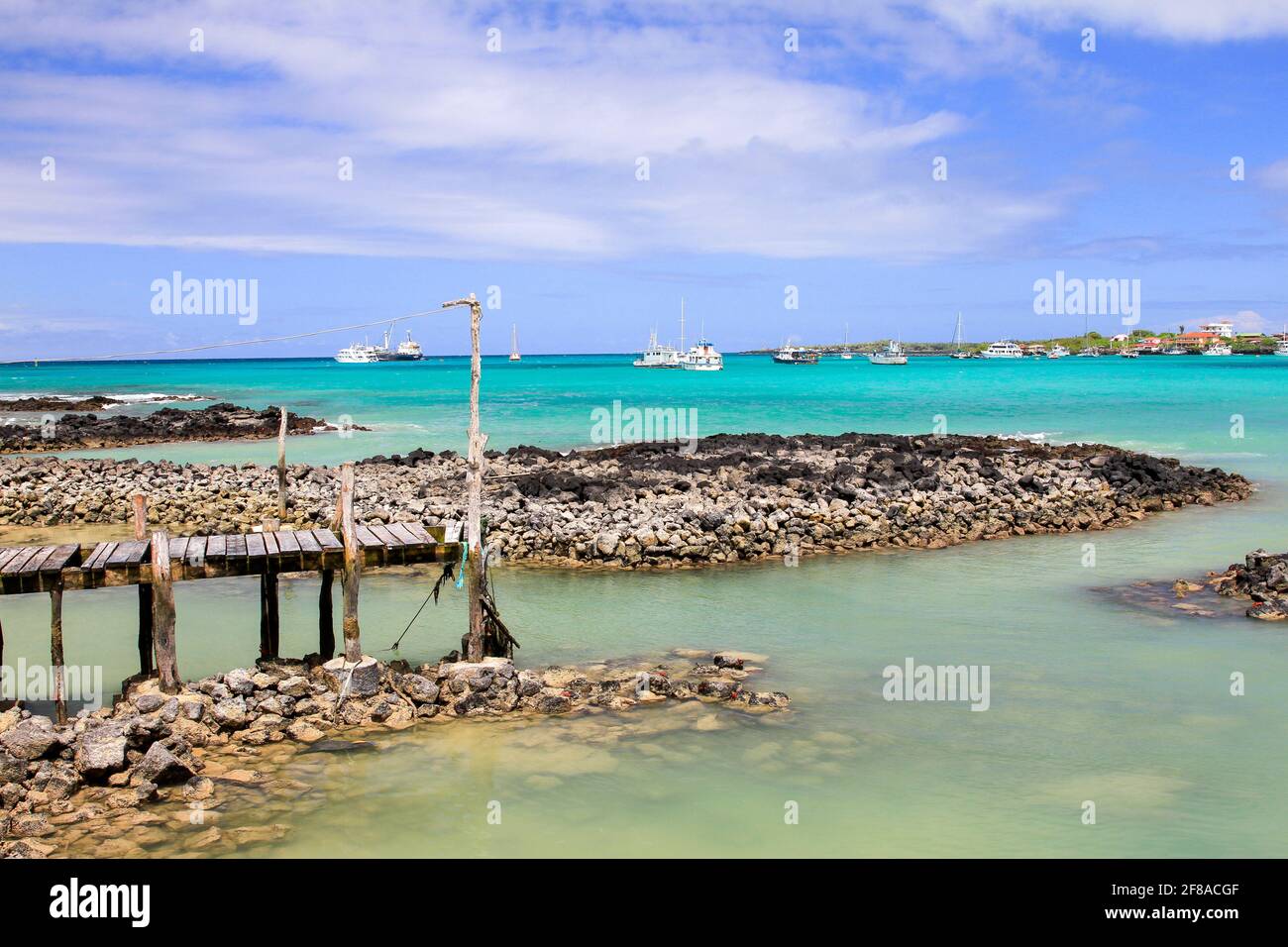 Isla santa cruz hi-res stock photography and images - Alamy
