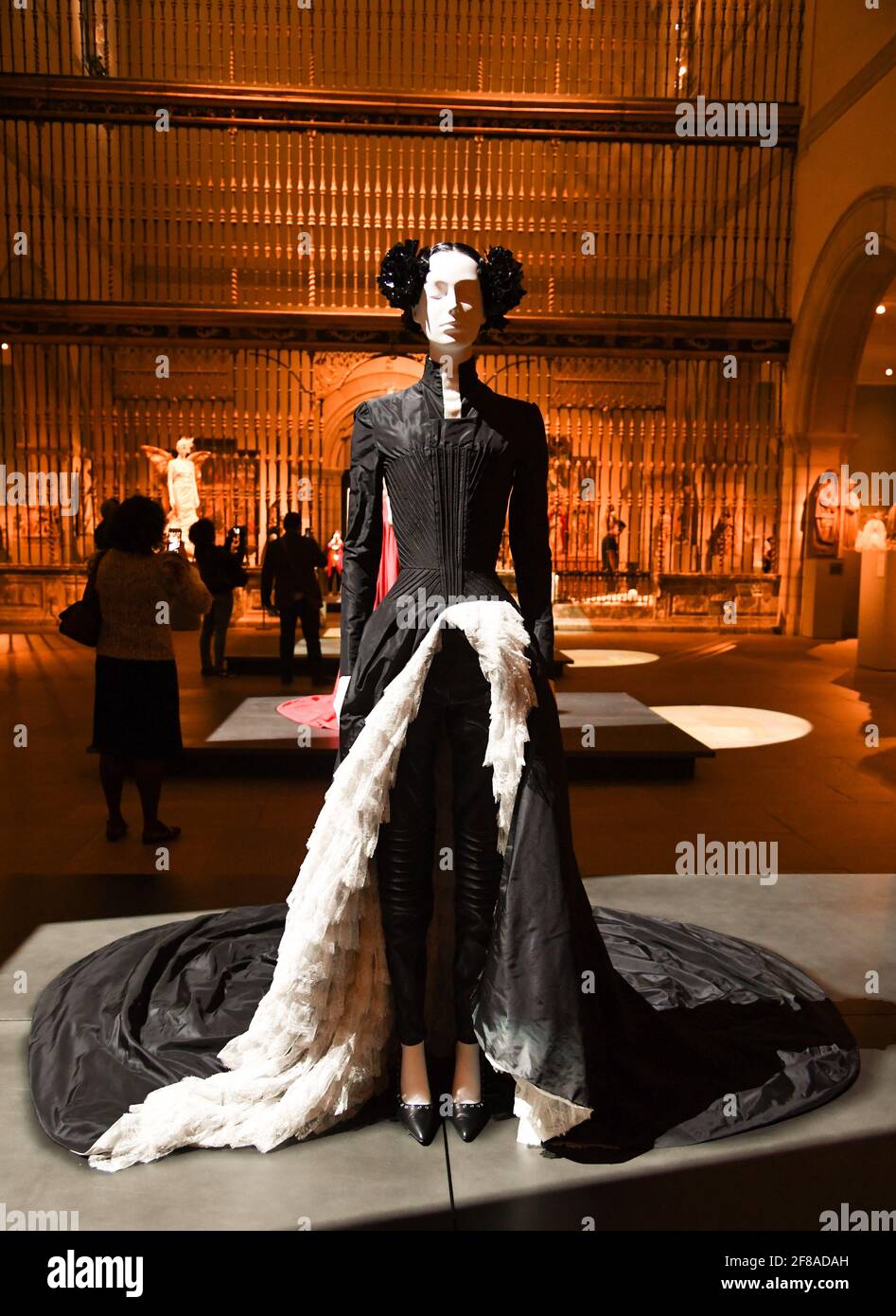 The 2018 Met Gala Exhibition Heavenly Bodies Fashion and the Catholic ...