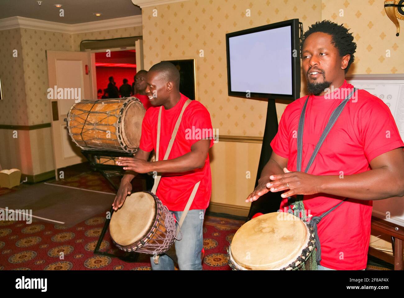 Zulu man playing drum hi-res stock photography and images - Alamy