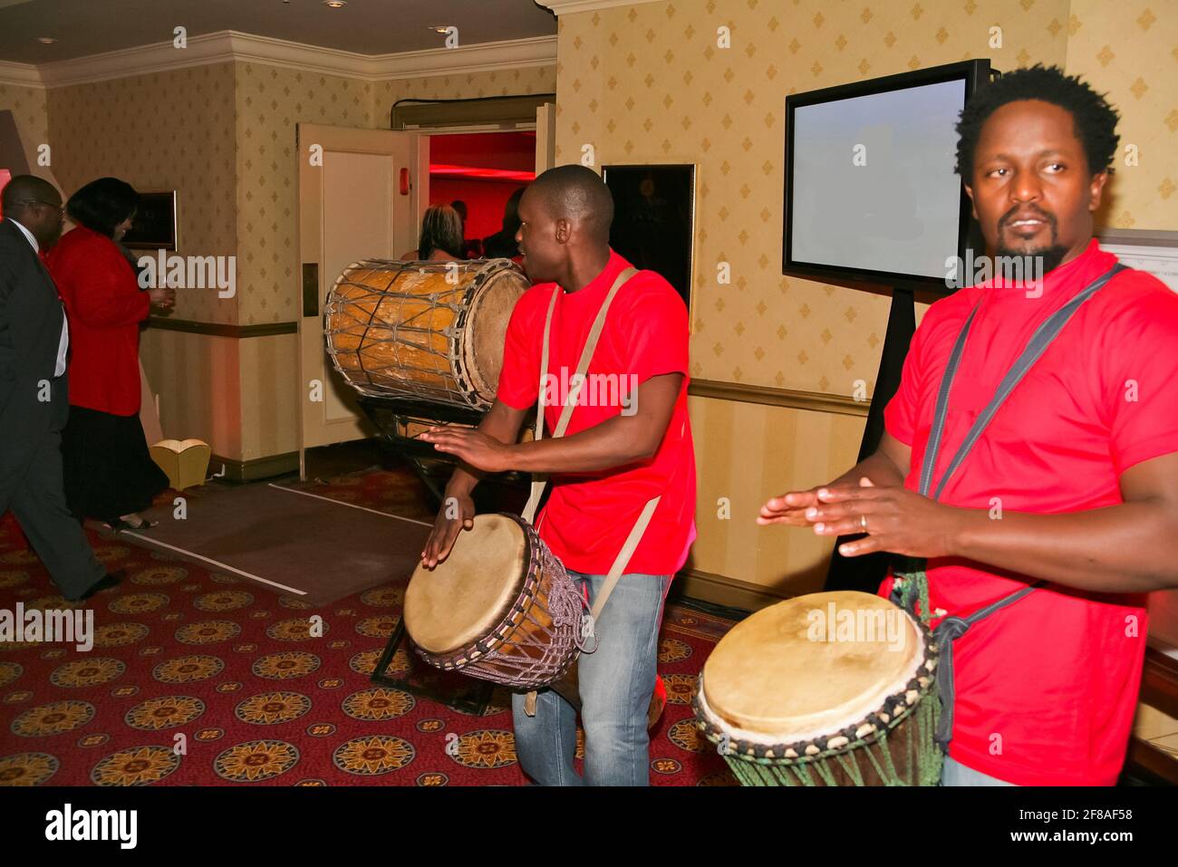 Zulu man playing drum hi-res stock photography and images - Alamy