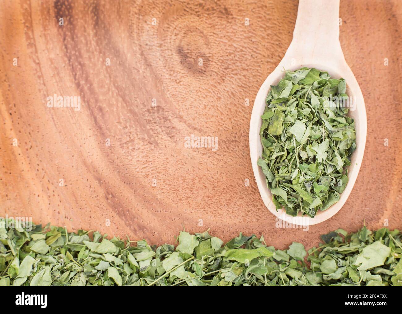 Organic moringa leaves - Moringa oleifera Stock Photo - Alamy