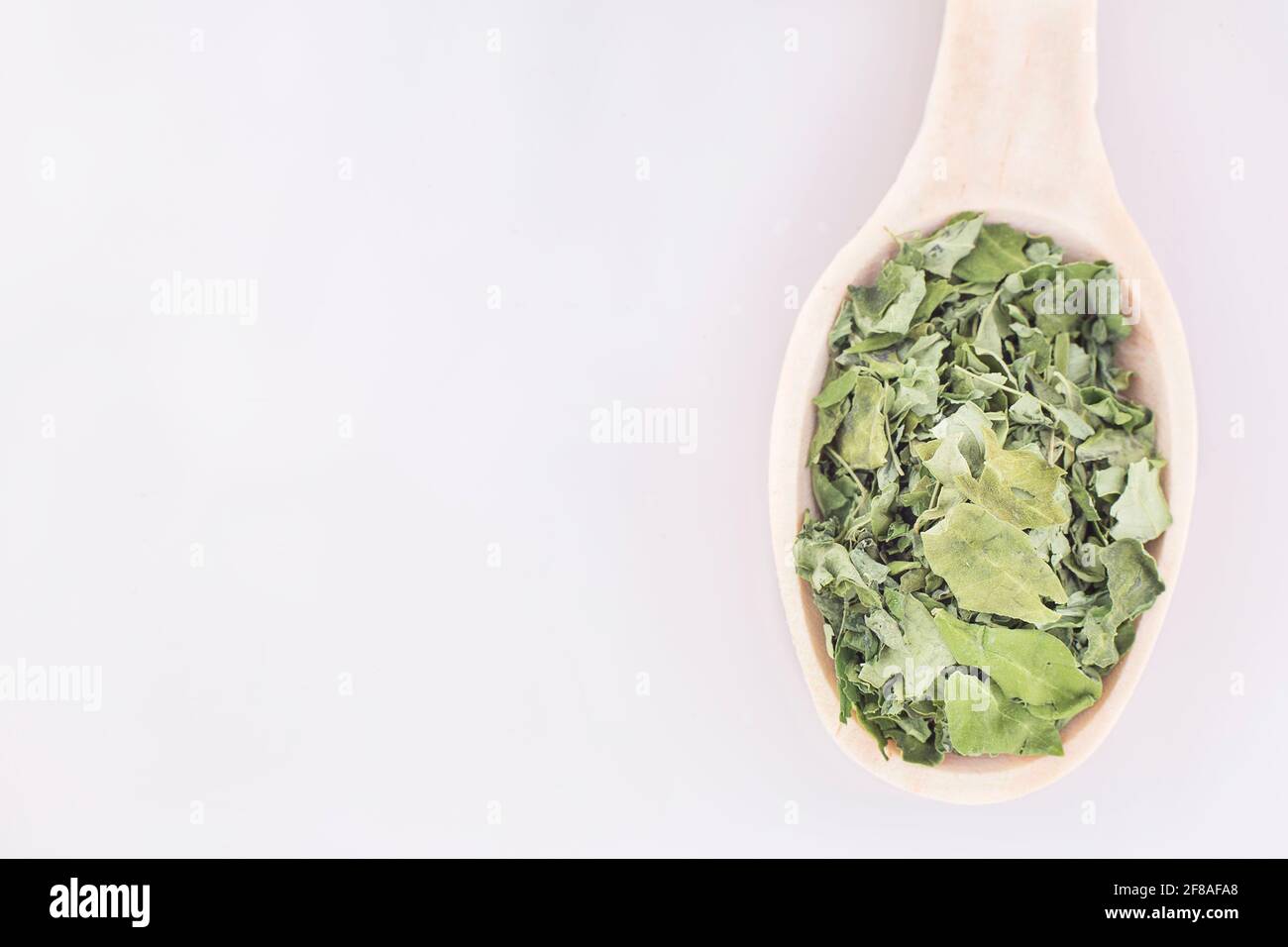 Organic moringa leaves - Moringa oleifera Stock Photo - Alamy