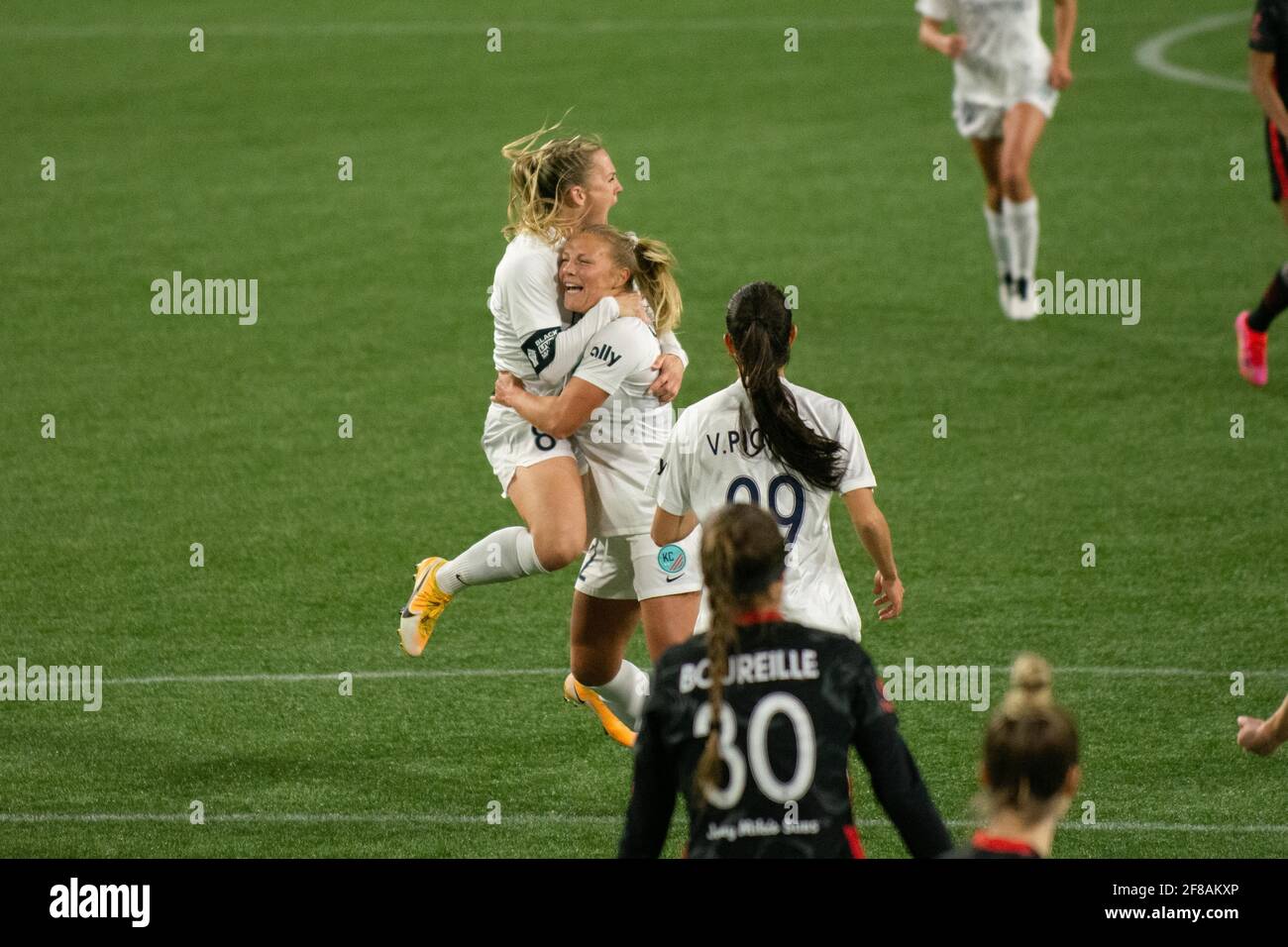 Amy rodriguez football hi-res stock photography and images - Alamy