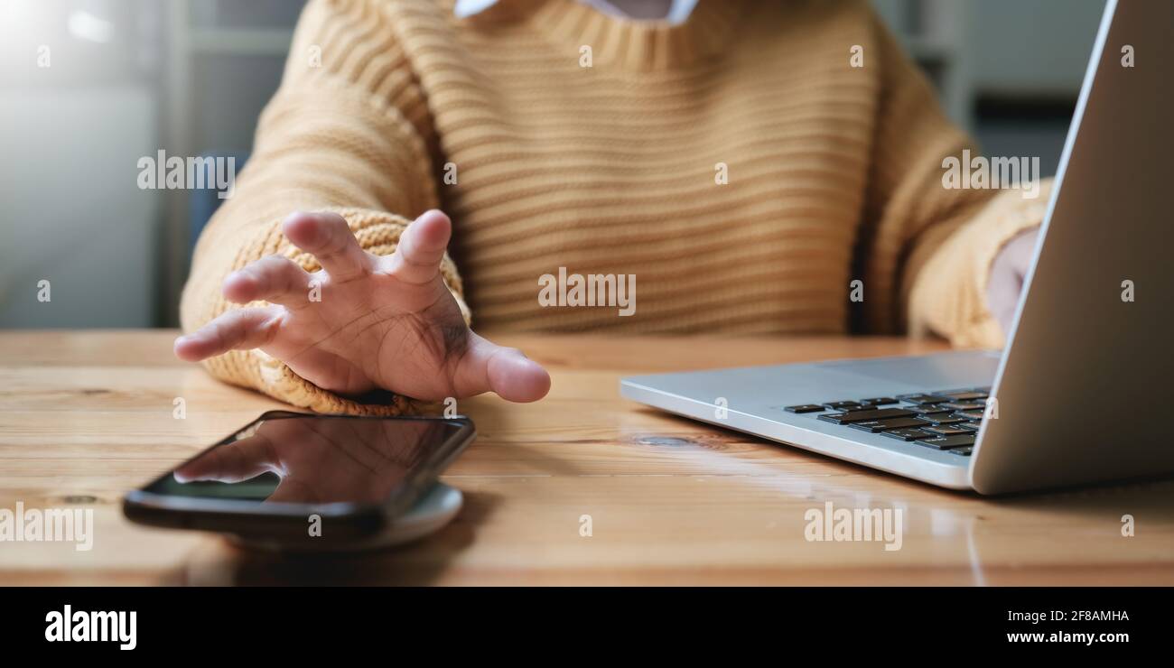 Business woman try pick hi-res stock photography and images - Alamy