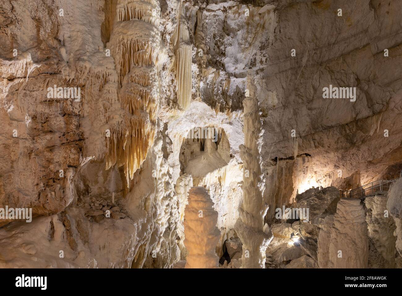 Frasassi Caves, underground caves with stalactites and stalagmites ...