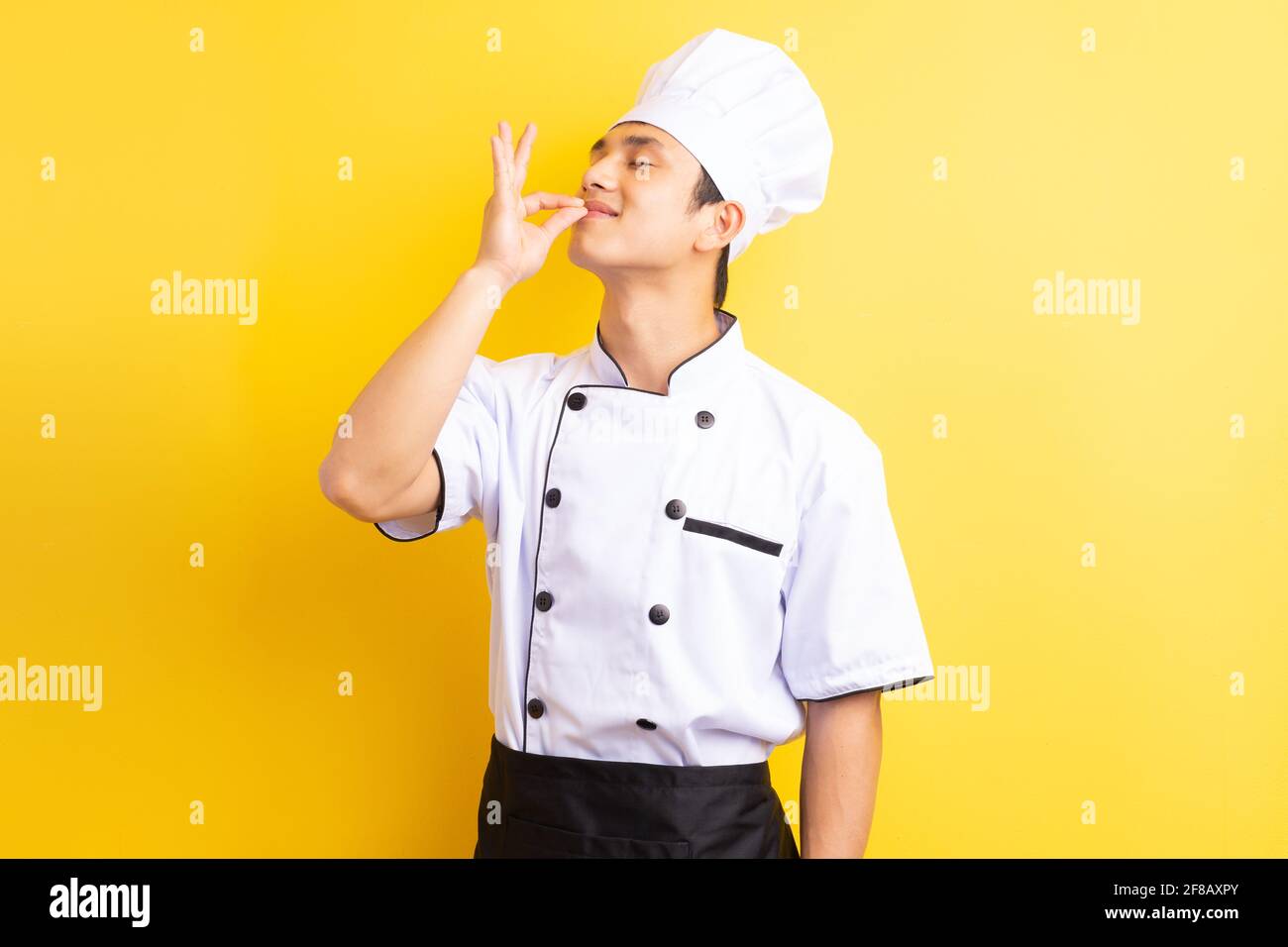 Filipino male chef hi-res stock photography and images - Alamy