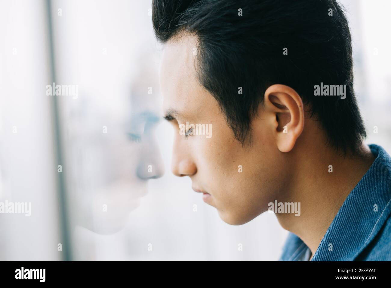 Filipino man stress hi-res stock photography and images - Alamy