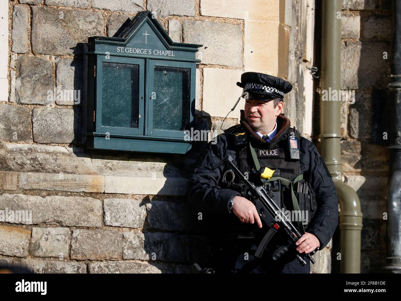 Armed Police Outside Windsor Castle High Resolution Stock Photography ...