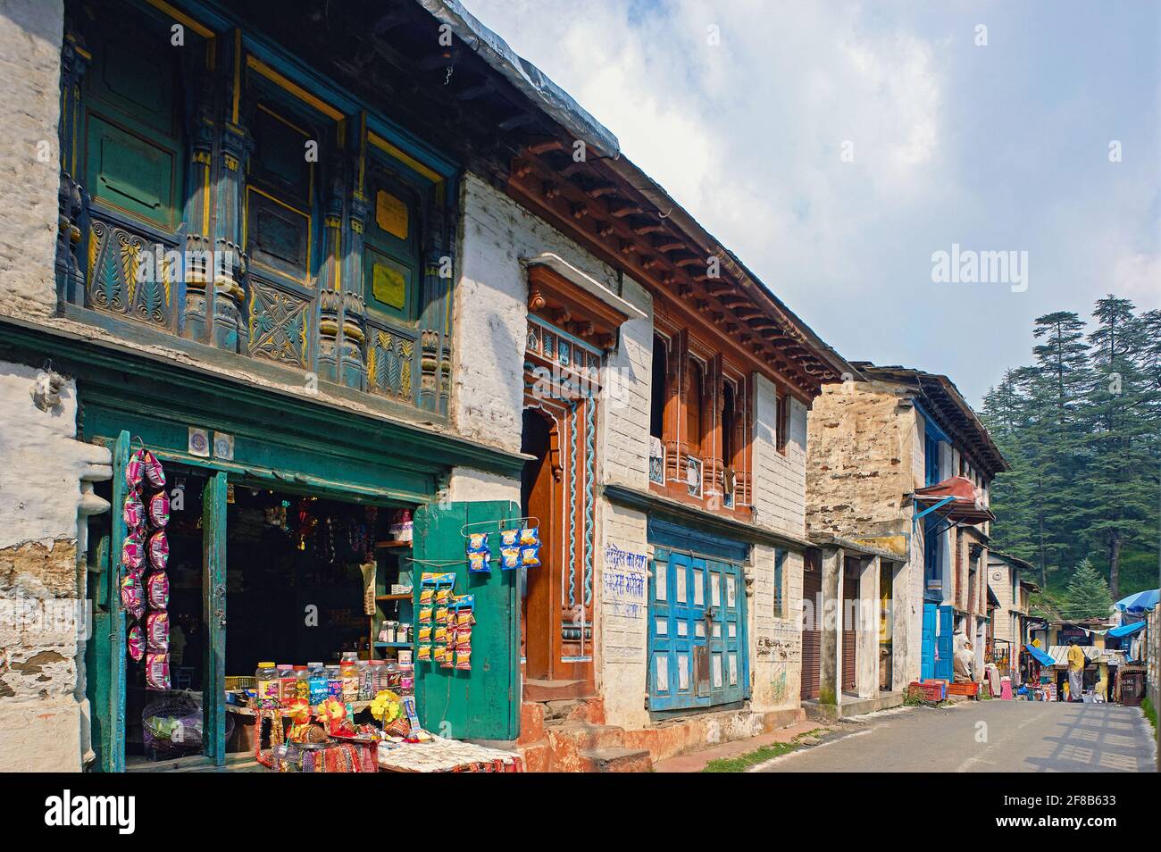 25 sep 2009 Small General shope at Vintage Old House outside Jageshwar ...