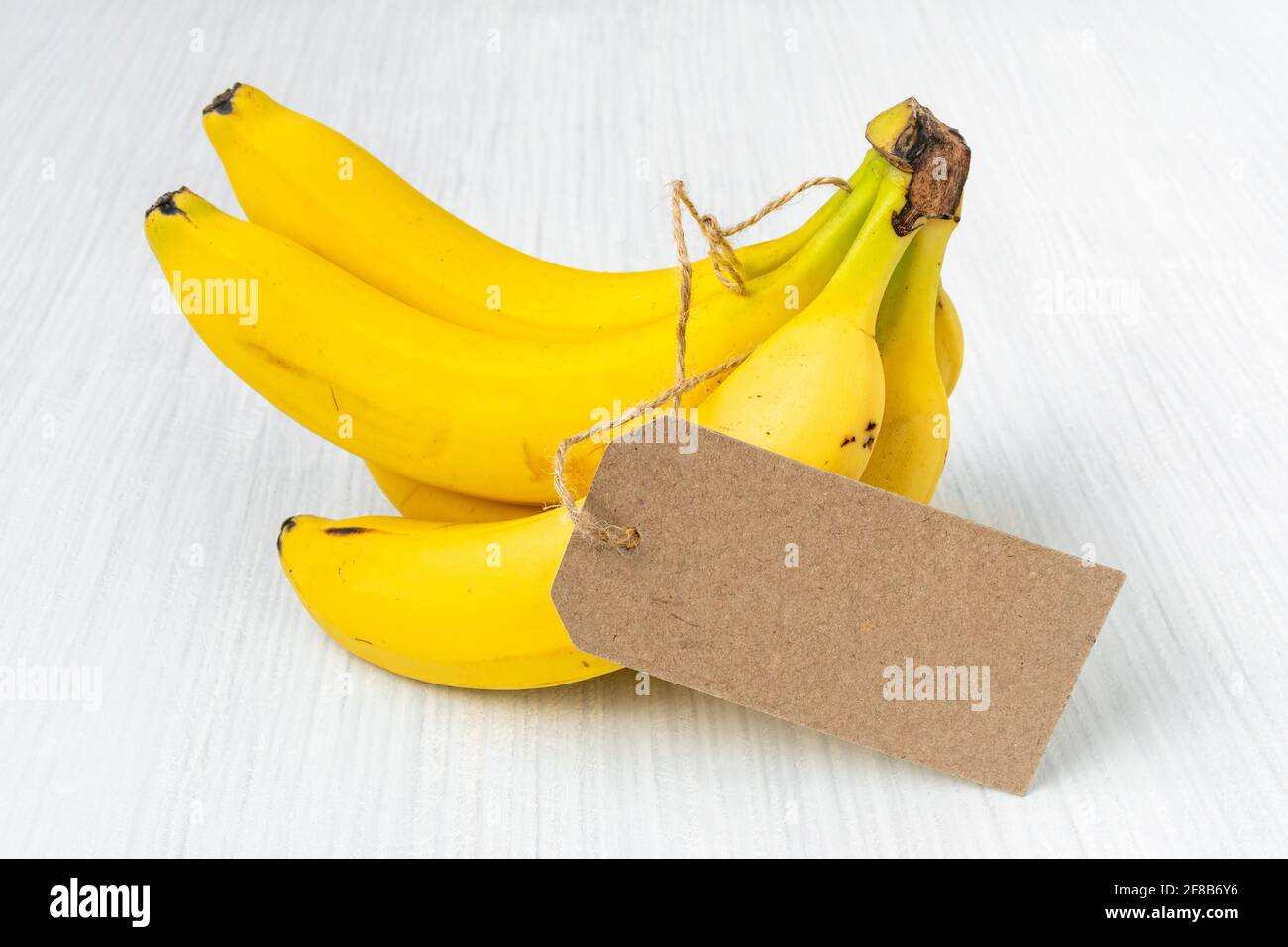 Bunch bananas tag hi-res stock photography and images - Alamy