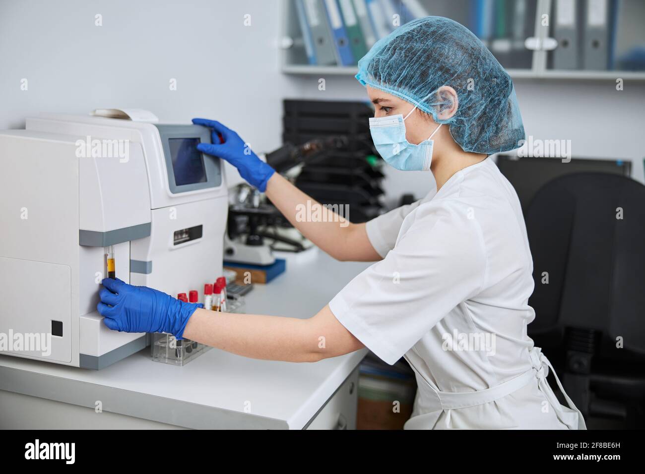 Hematology analyzer hi-res stock photography and images - Alamy