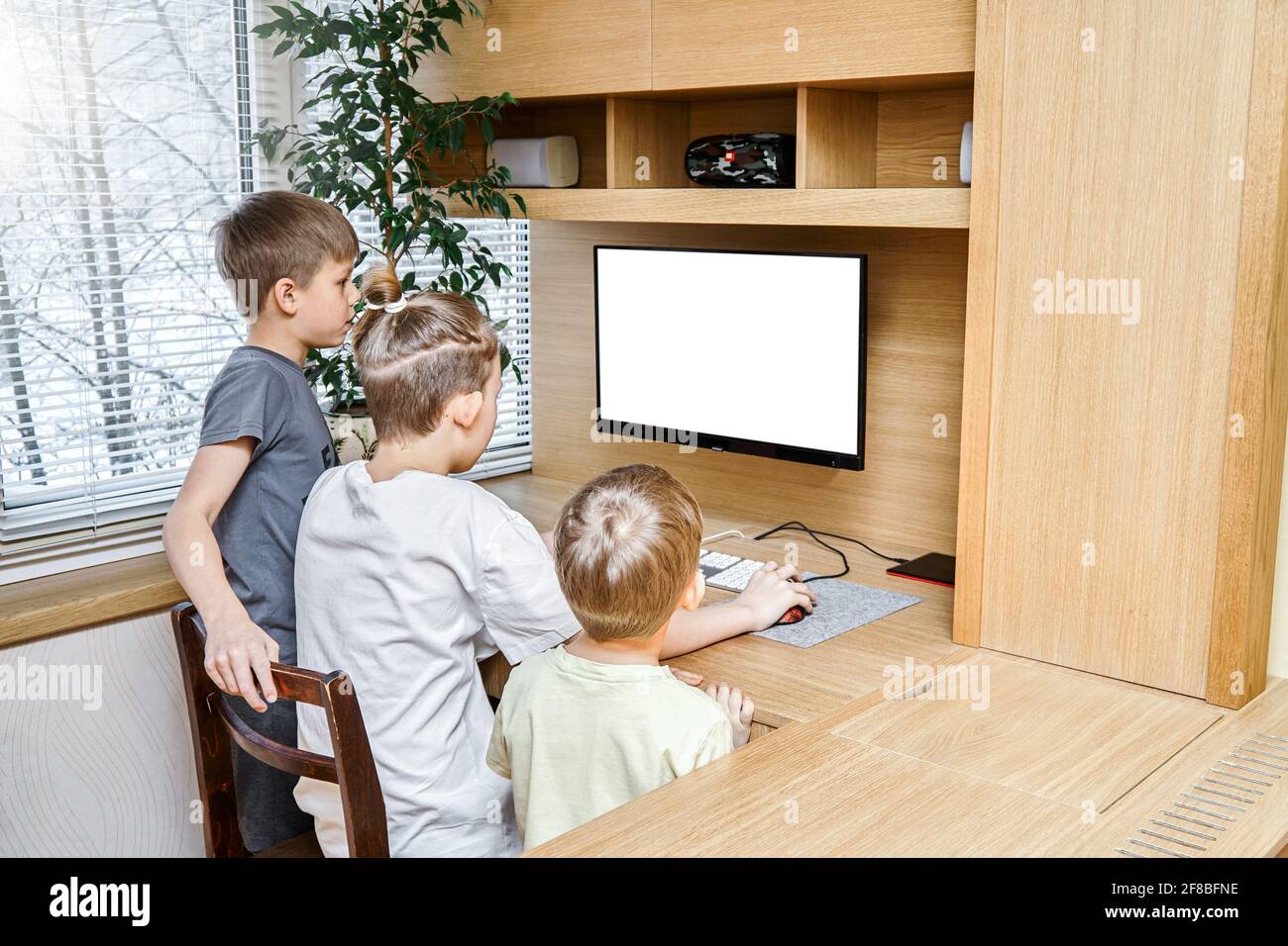 Sit stand desk hi-res stock photography and images - Alamy