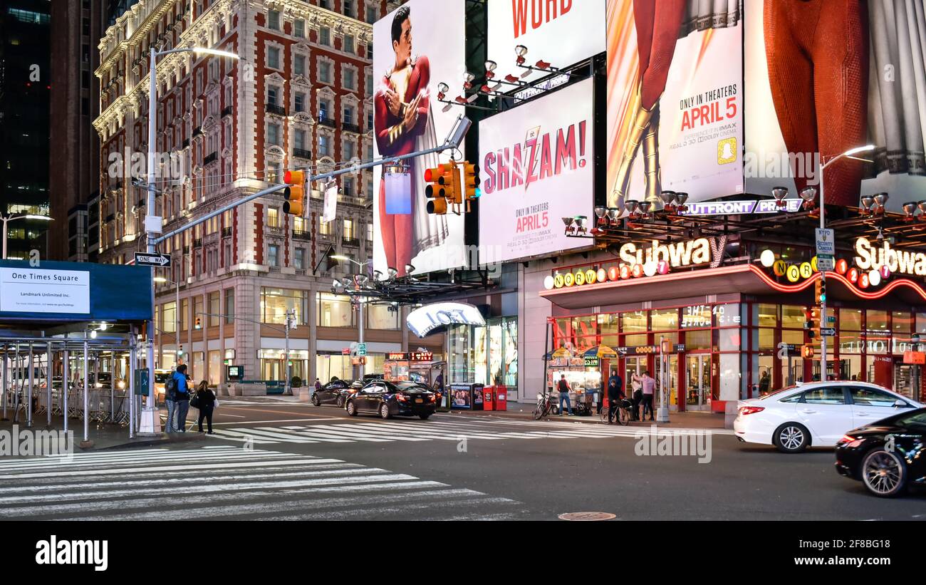 Old new york times building hi-res stock photography and images - Alamy