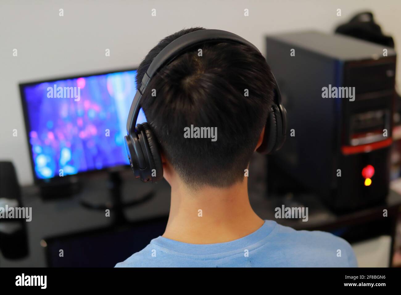 Video game screen rear view hi-res stock photography and images - Alamy