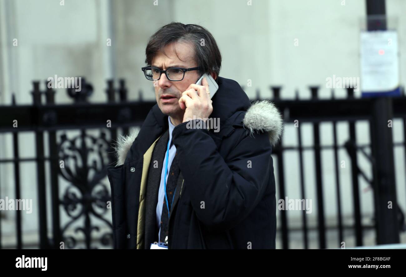Robert peston hi-res stock photography and images - Alamy