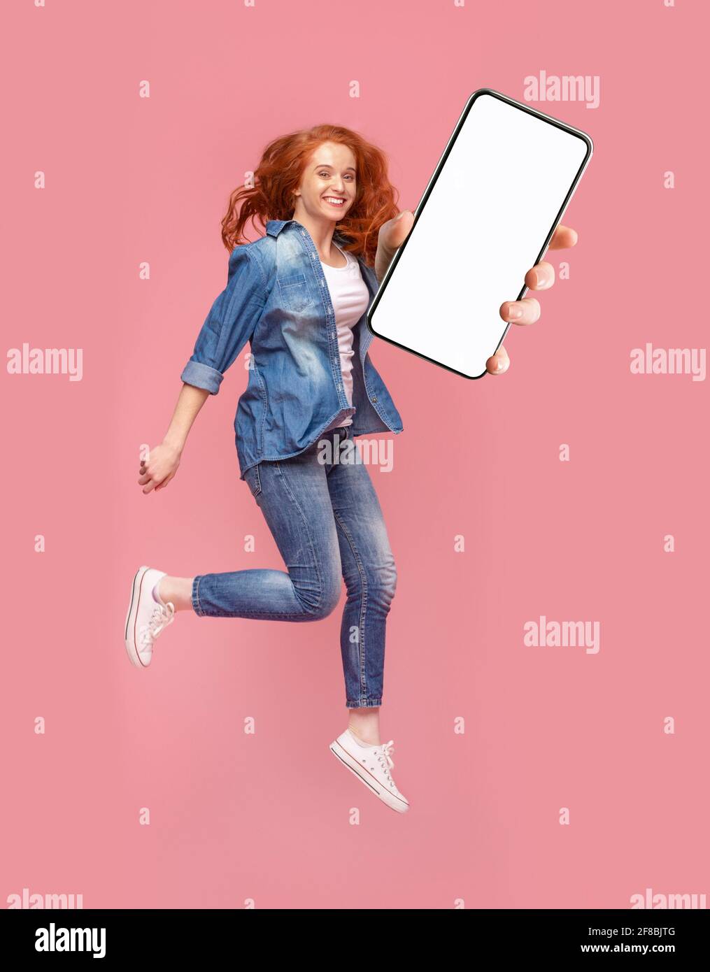 Pink telephone ad hi-res stock photography and images - Alamy