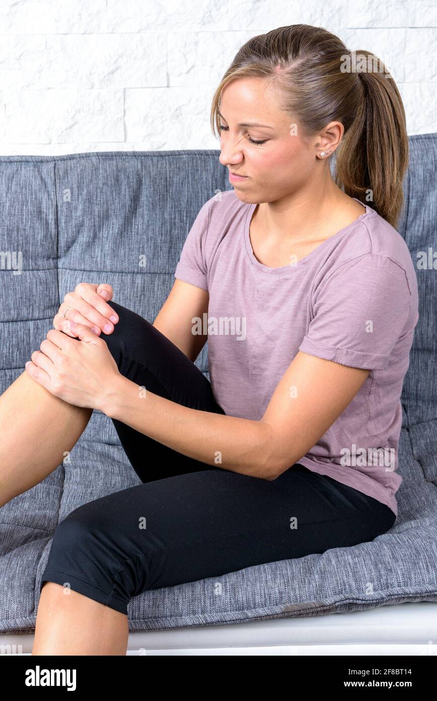 Chondromalacia hi-res stock photography and images - Alamy