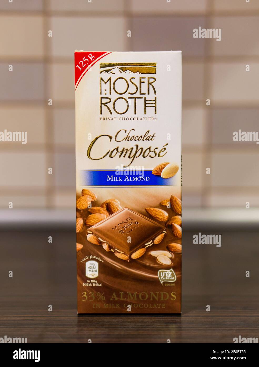 Moser roth chocolate hi-res stock photography and images - Alamy