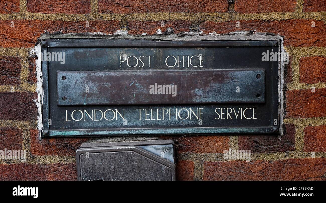 Old Post Office Sign Stock Photo - Alamy