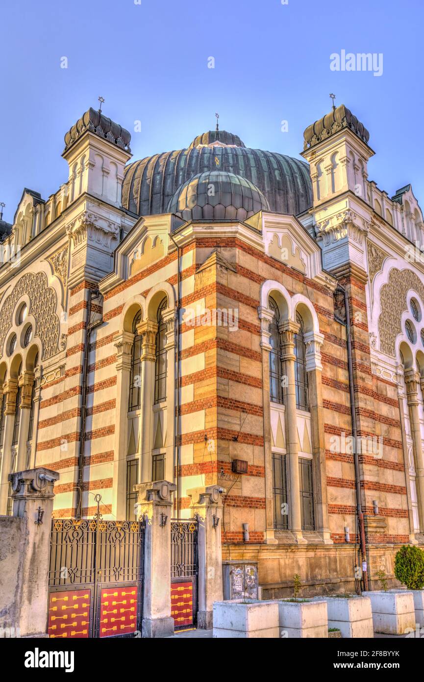 Sofia synagogue interior worship hi-res stock photography and images - Alamy