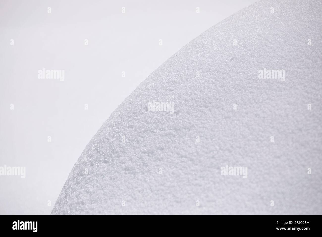 Snow curve background. Close up of snowdrift with visible texture ...